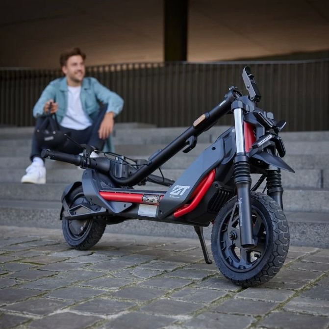 Segway Ninebot eKickScooter ZT3 Pro E | Segway B2C