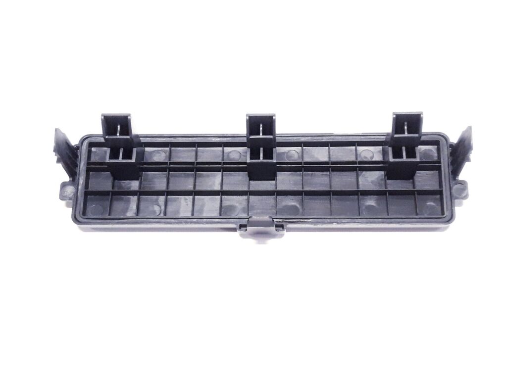 U09 FIXED END COVER OF AIR FILTER ELEMENT | Segway B2C